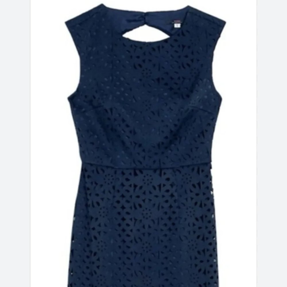 Trina Turk Laser Cut Navy Blue Carousel Dress Size 6 - Gem